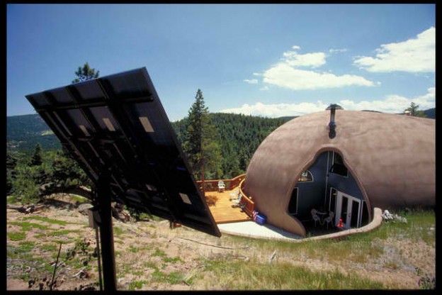 Top 10 Off the Grid Homes and Tips for Off-grid Living – Scatter Web